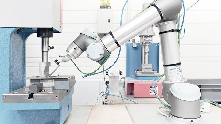 The company Nichrominox uses UR5 Cobots and deliver an instant 10% ...