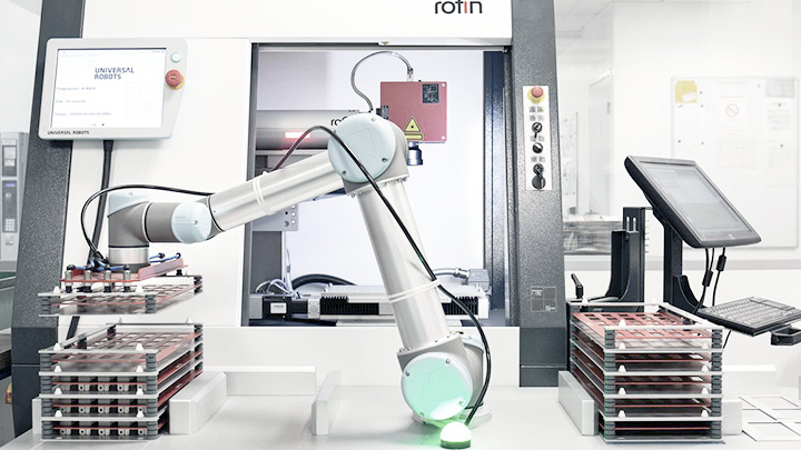 The company Nichrominox uses UR5 Cobots and deliver an instant 10% ...