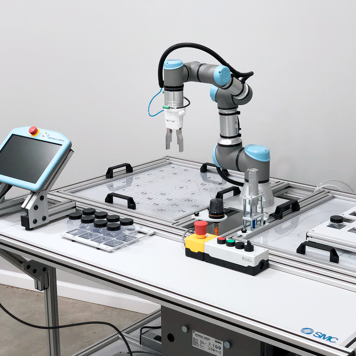 Ur Smc Robotics Training System For Universal Robots