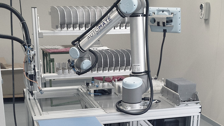 Betacom uses collaborative robots to be ahead of compet